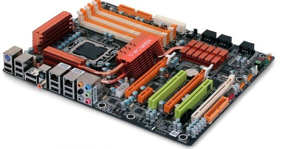 Montare calculator (componente necesare asamblare PC)